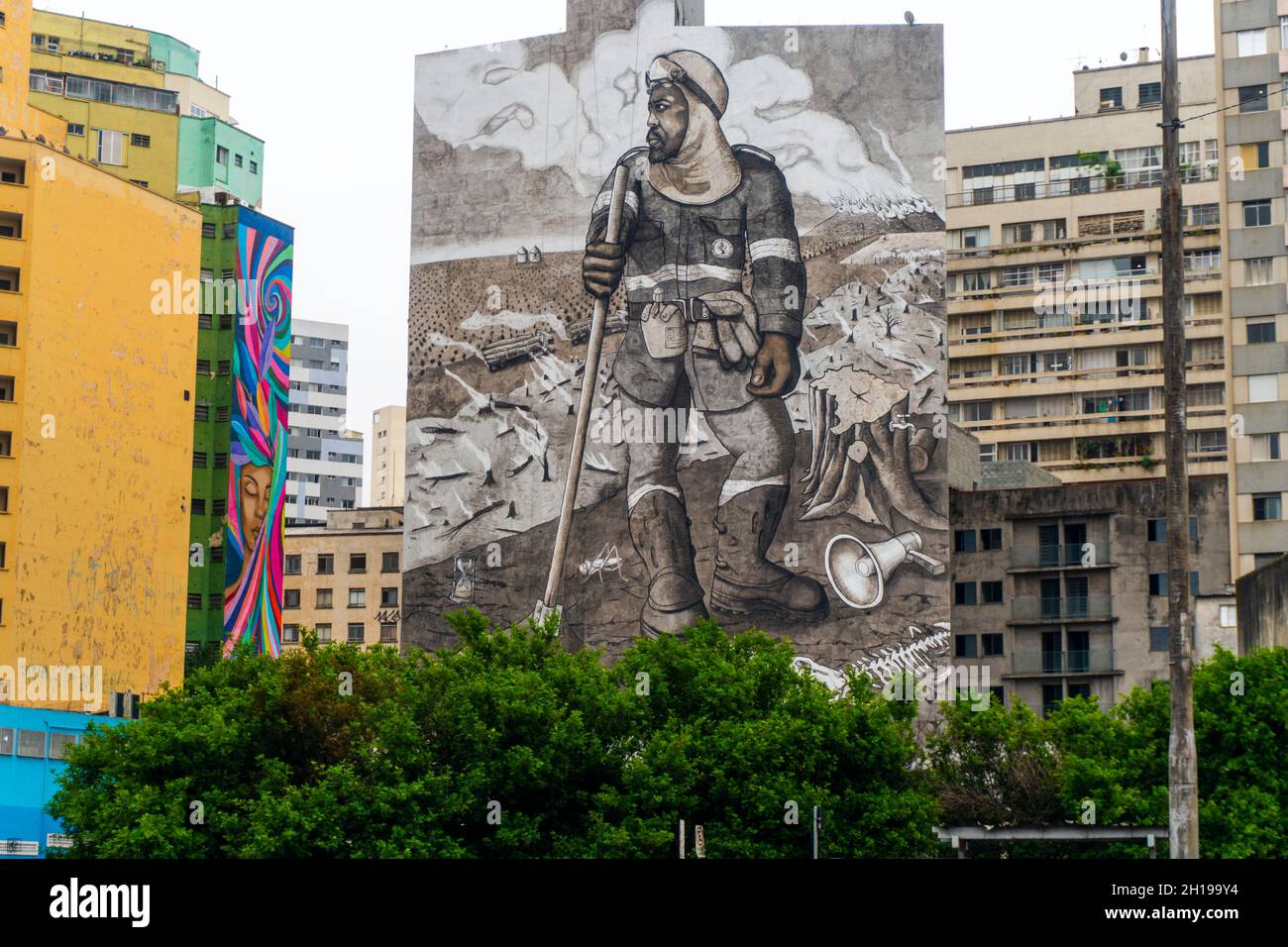 October 16, 2021: Brazilian artist and activist Mundano works on the ...