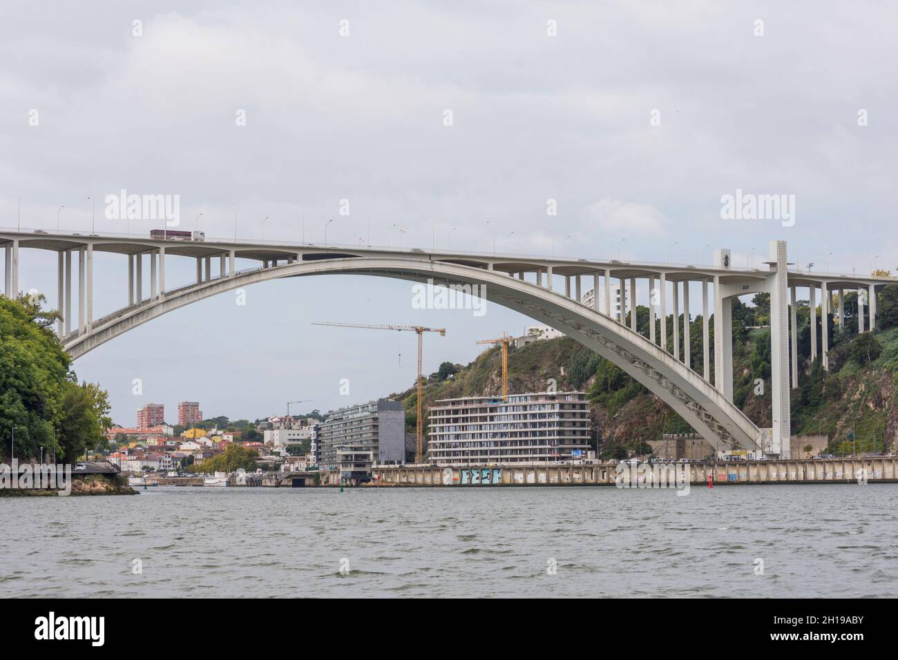 Douro bridges hi-res stock photography and images - Alamy
