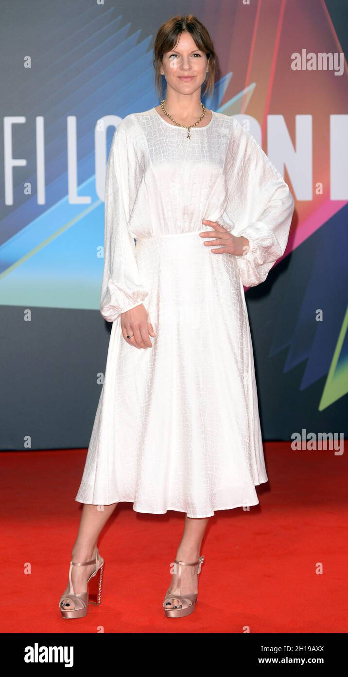 Fuchsia kate sumner hi-res stock photography and images - Alamy