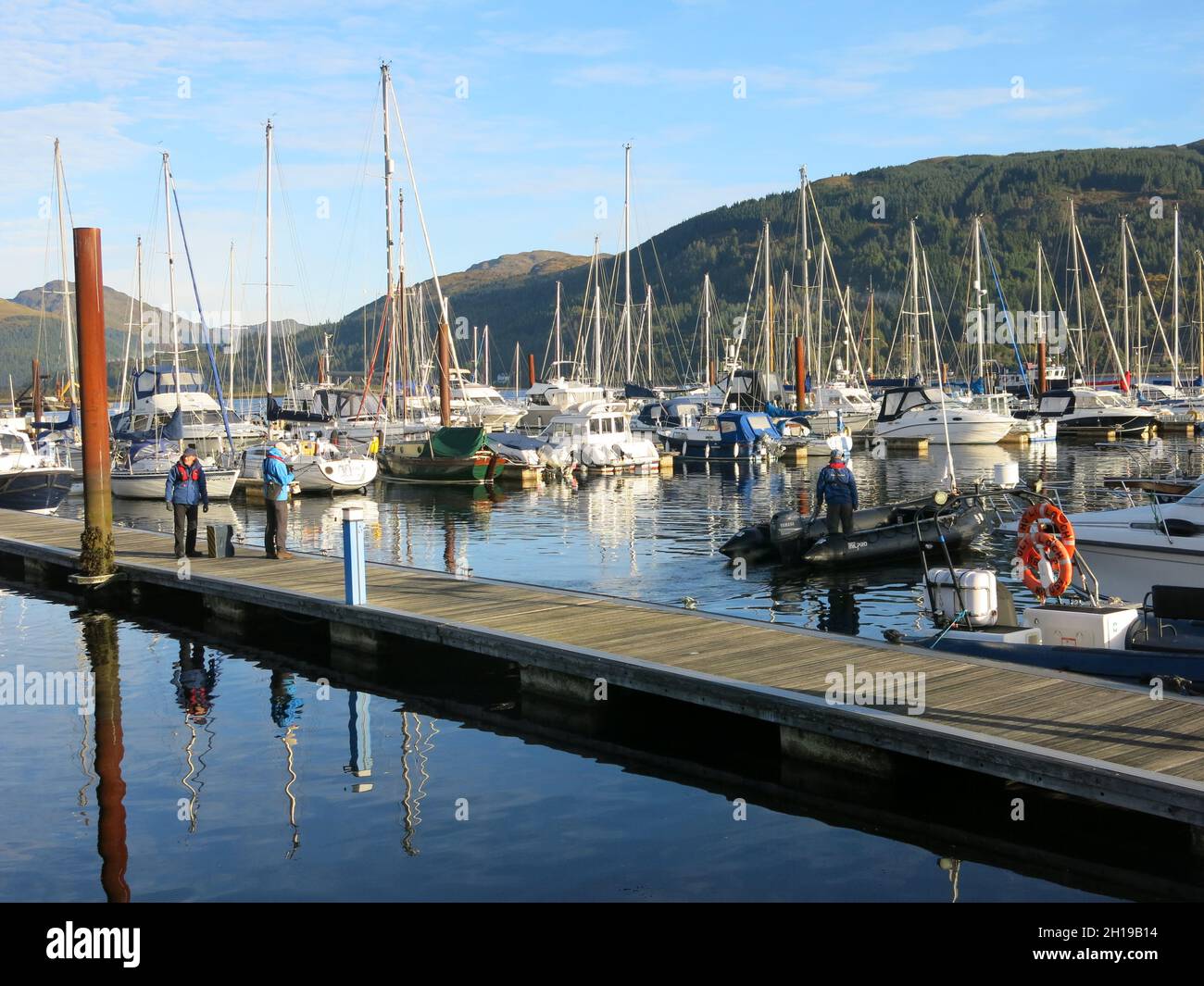 Scottish tourism on the Cowal Peninsula: autumn sunshine and beautiful ...