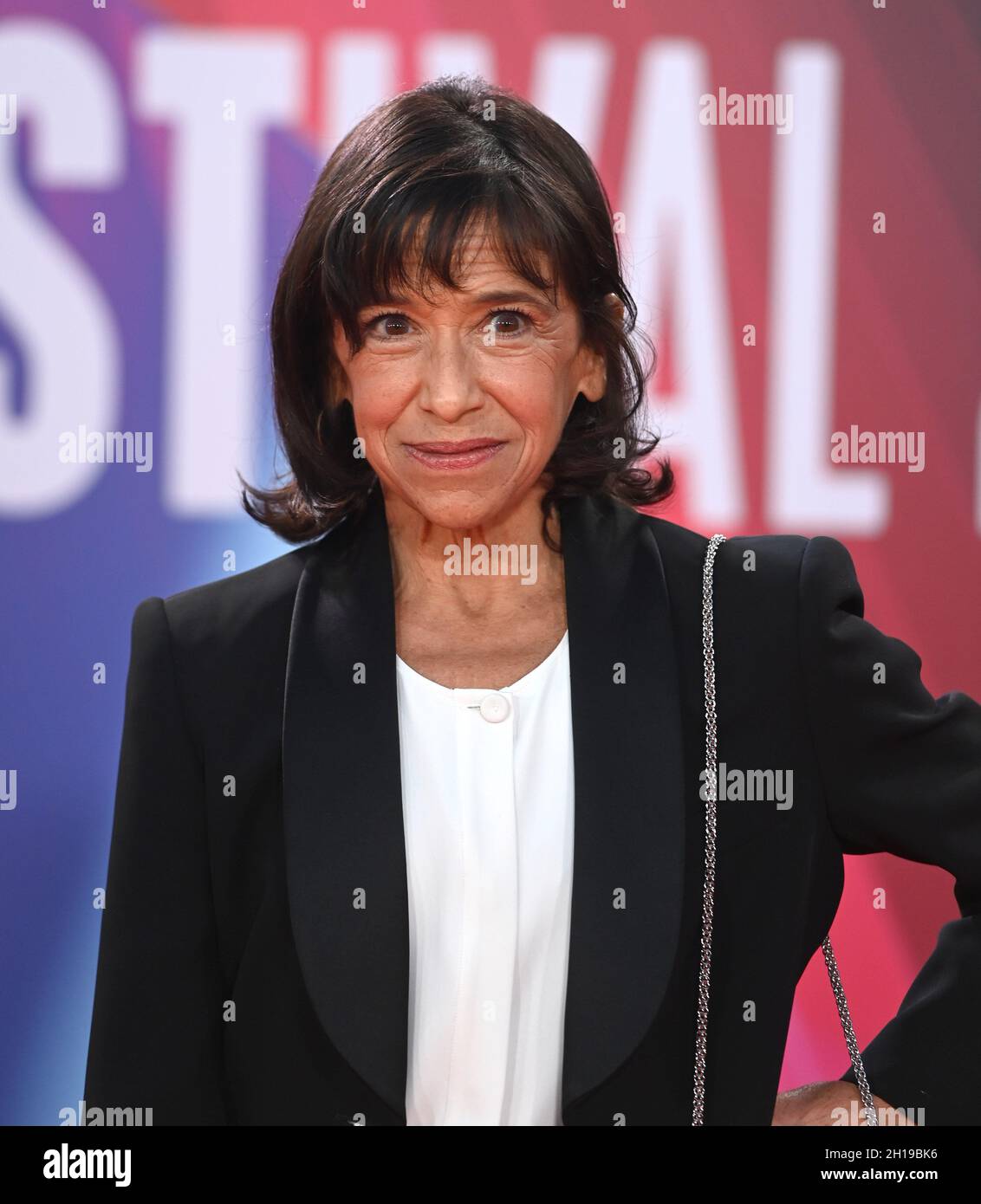 Kathryn hunter hi-res stock photography and images - Alamy