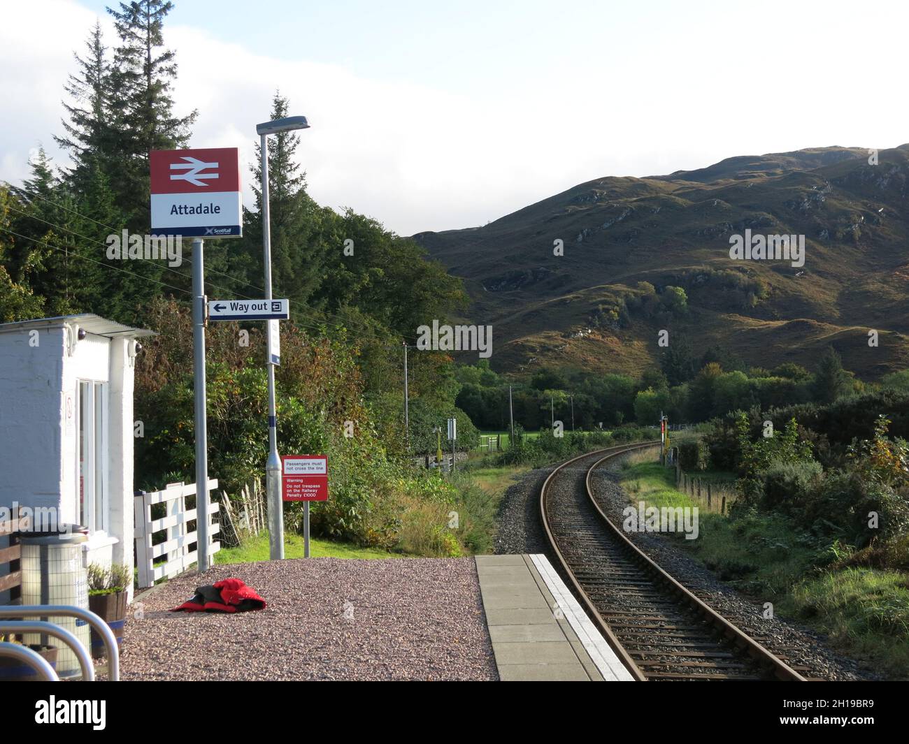 Lochalsh train line hi-res stock photography and images - Alamy