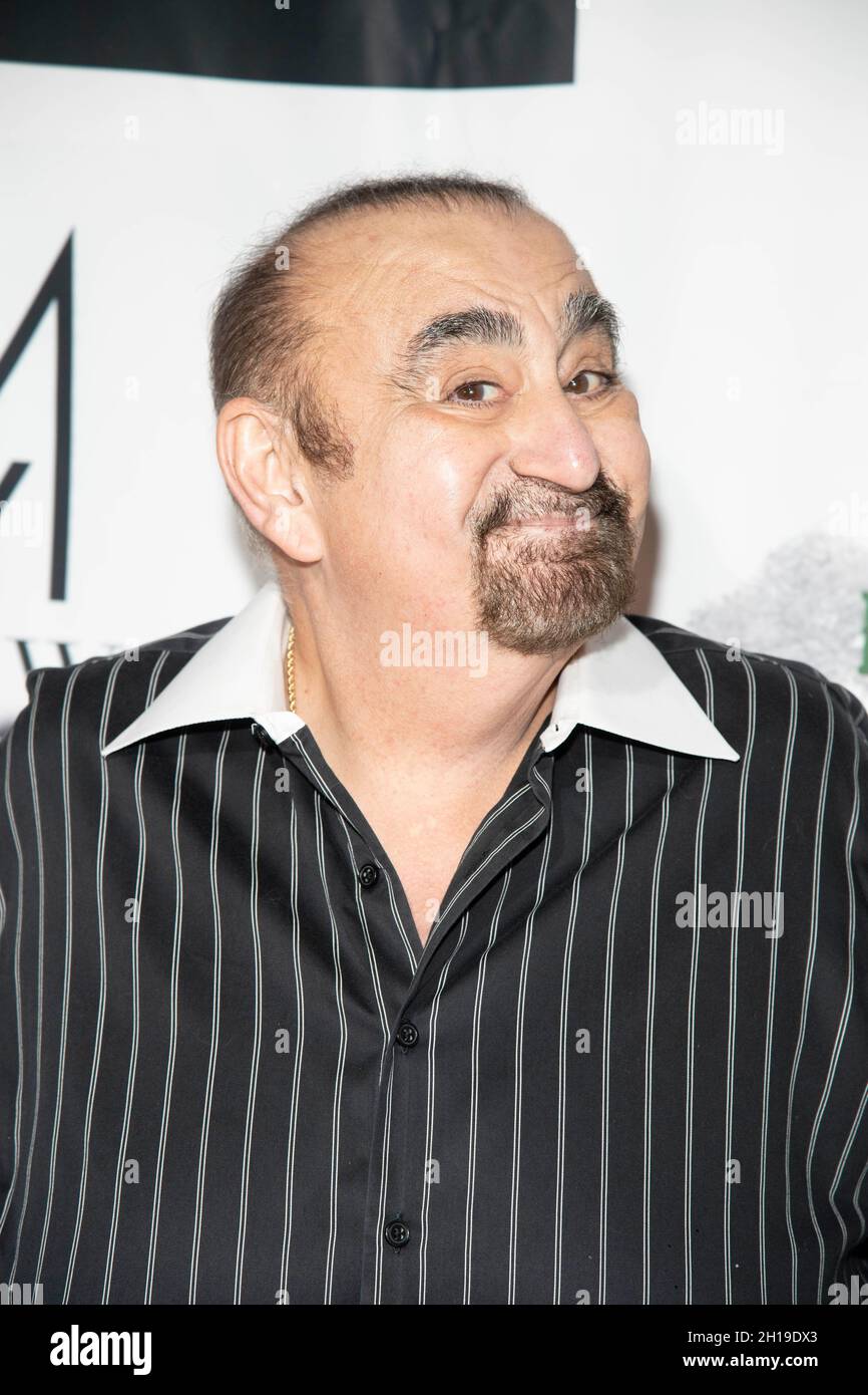 Los Angeles, USA. 16th Oct, 2021. Kenneth Davitian attends Halloween ...