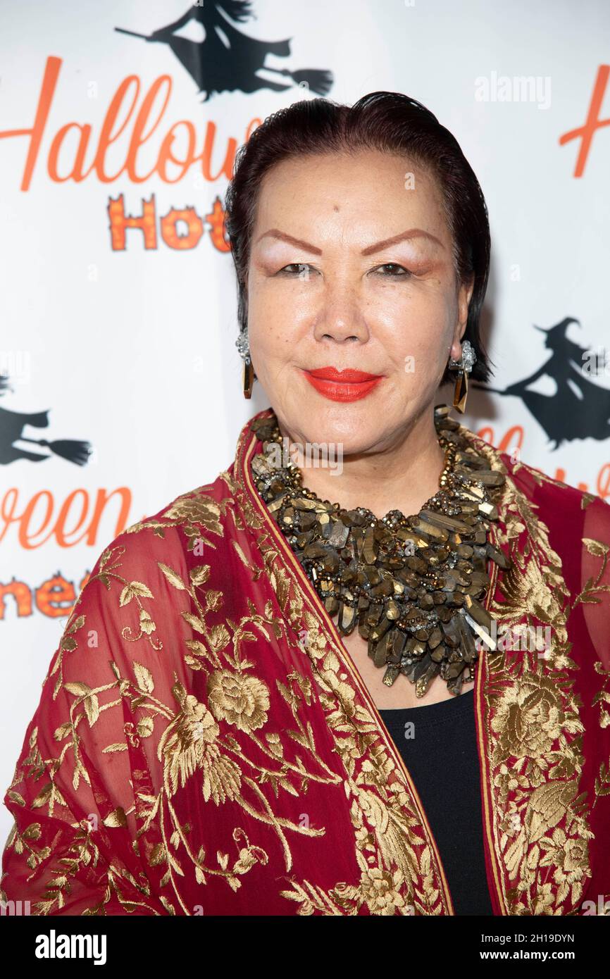 Los Angeles, USA. 16th Oct, 2021. Sue Wong attends Halloween Hotness 7 ...