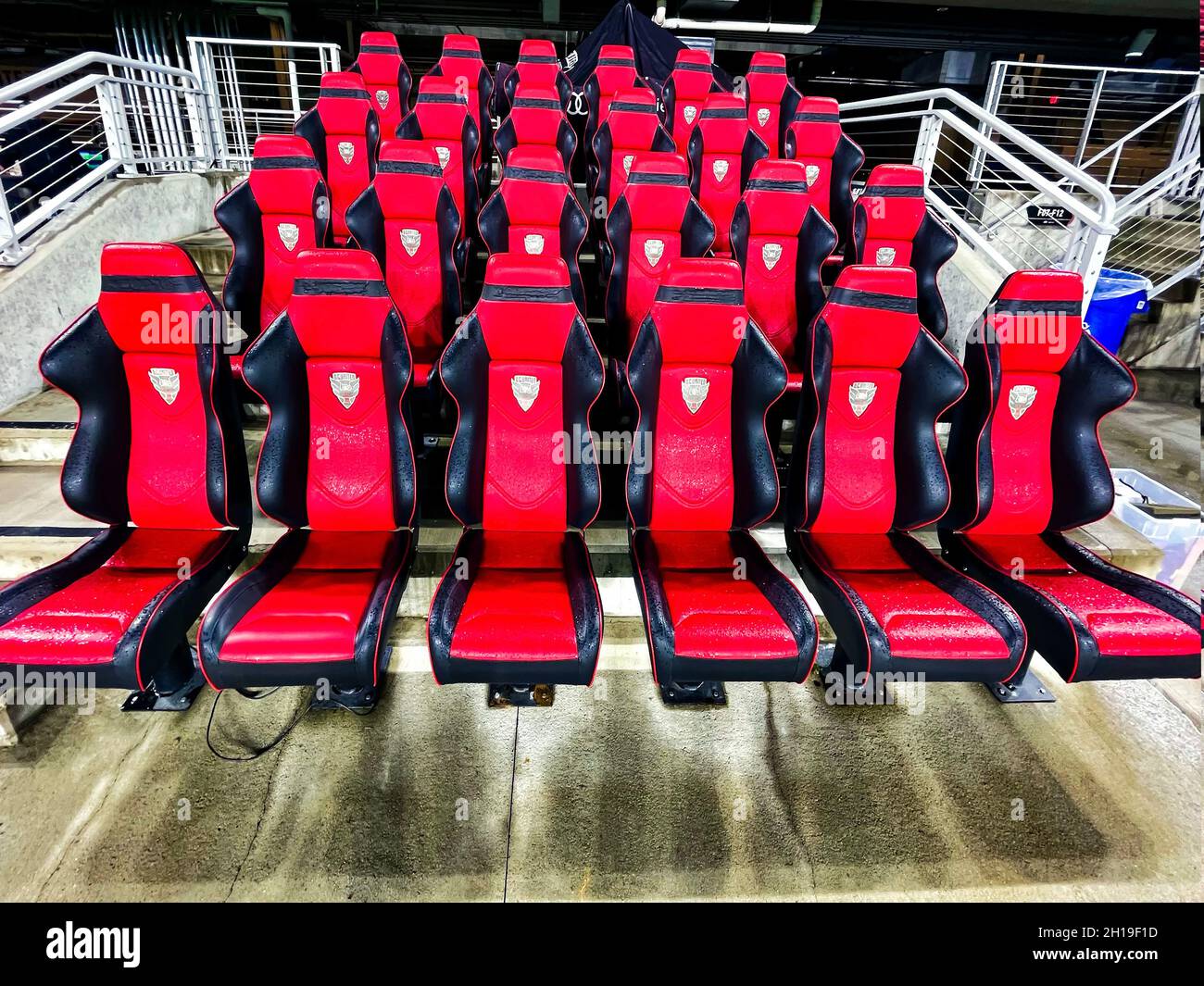 Team seating hi-res stock photography and images - Alamy