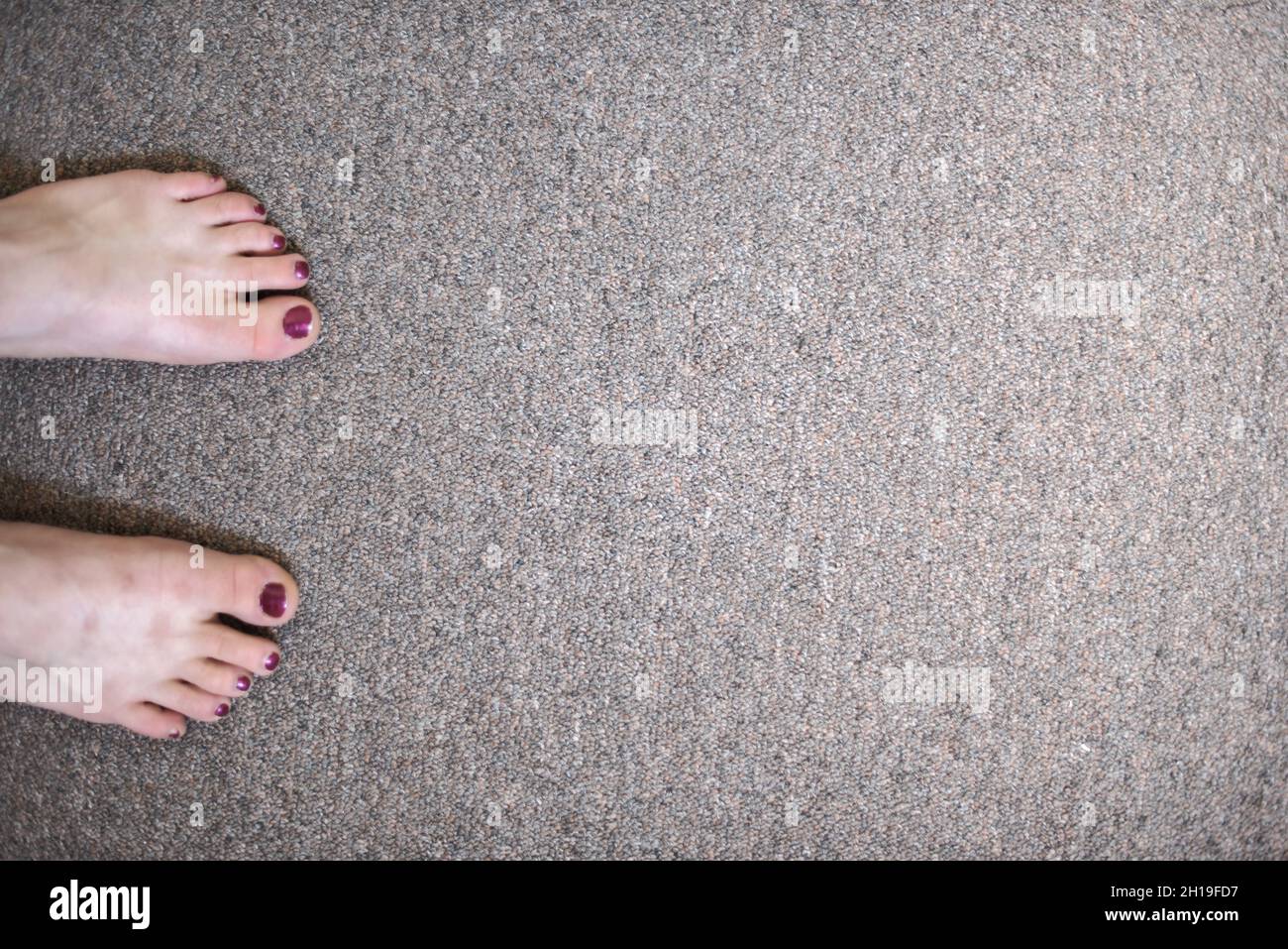 Womans toes hi-res stock photography and images - Alamy