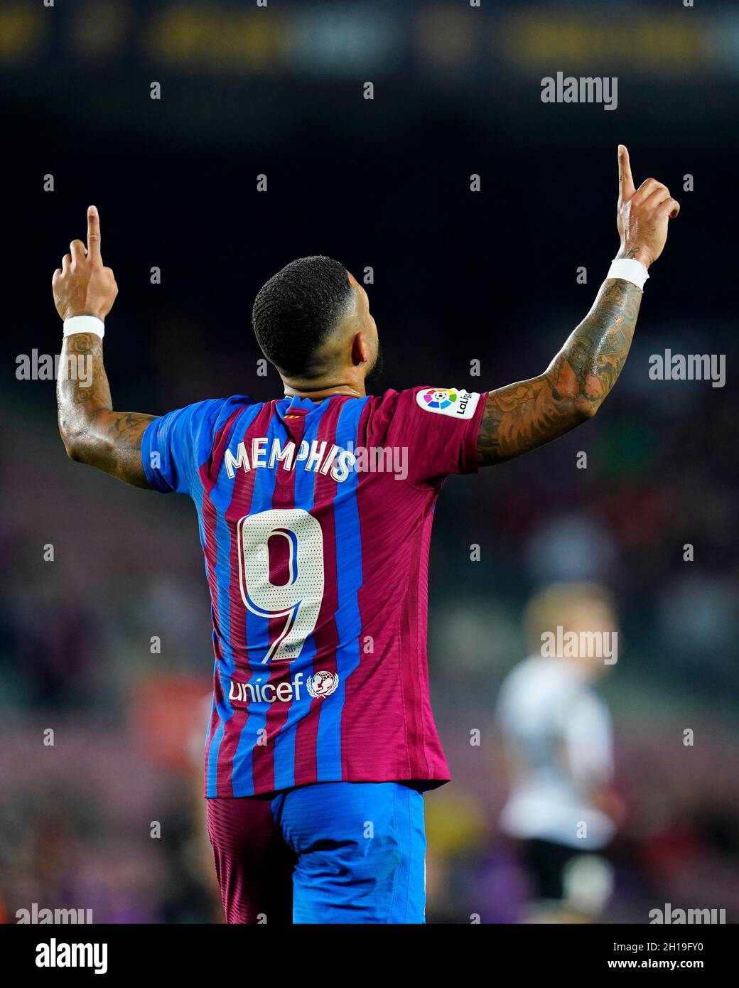 Memphis Depay of FC Barcelona celebrates his goal during the La Liga ...