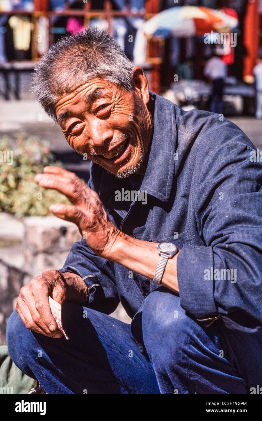 Old Chinese Man Gray Hair High Resolution Stock Photography and Images ...
