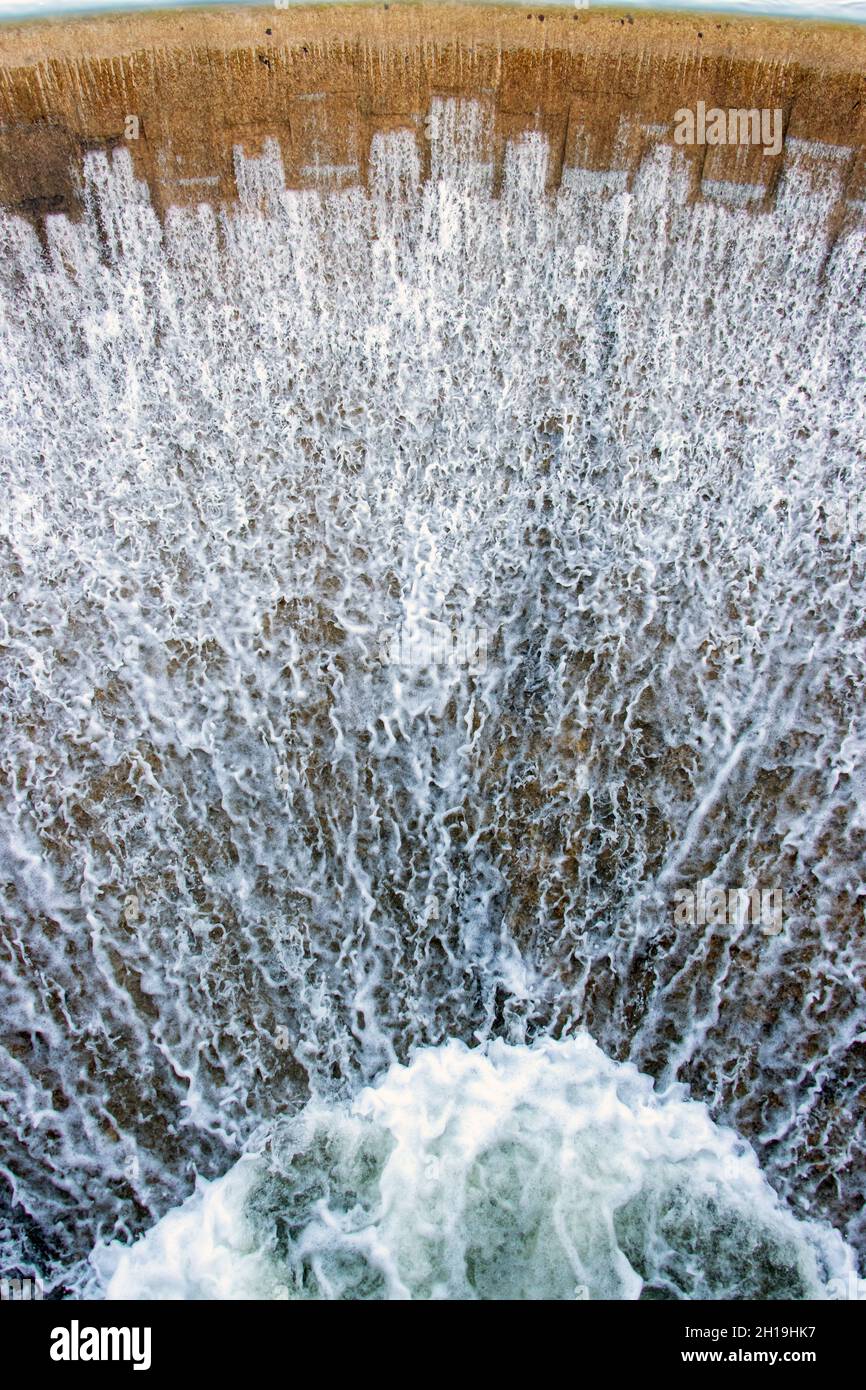 Water texture waterfall dam hi-res stock photography and images - Alamy