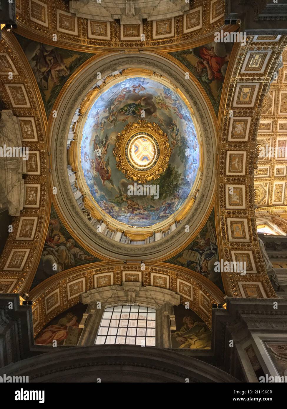 The ceiling of the Saint Peter's Basilica Vatican Stock Photo - Alamy