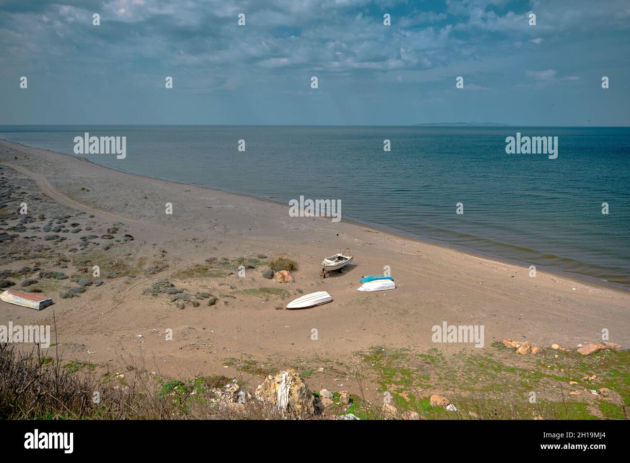 Seashore in Mudanya, Bursa. Sand and turquoise color marmara sea and ...