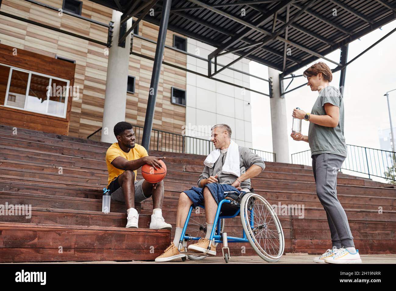 Wheelchair competition and transportation hi-res stock photography and ...