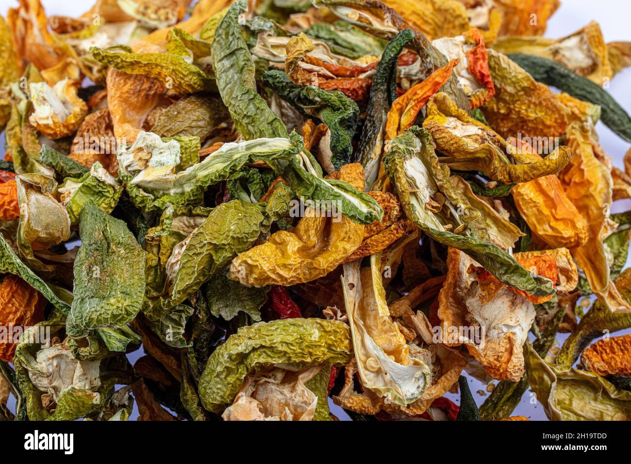 Pepper drying. organic dried sweet bell pepper Stock Photo - Alamy