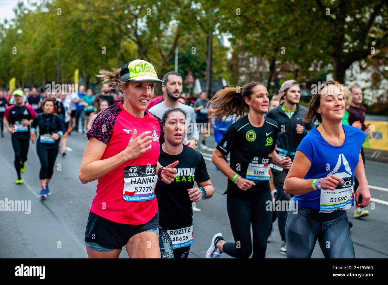 The worlds fastest women marathon runner hi-res stock photography and ...