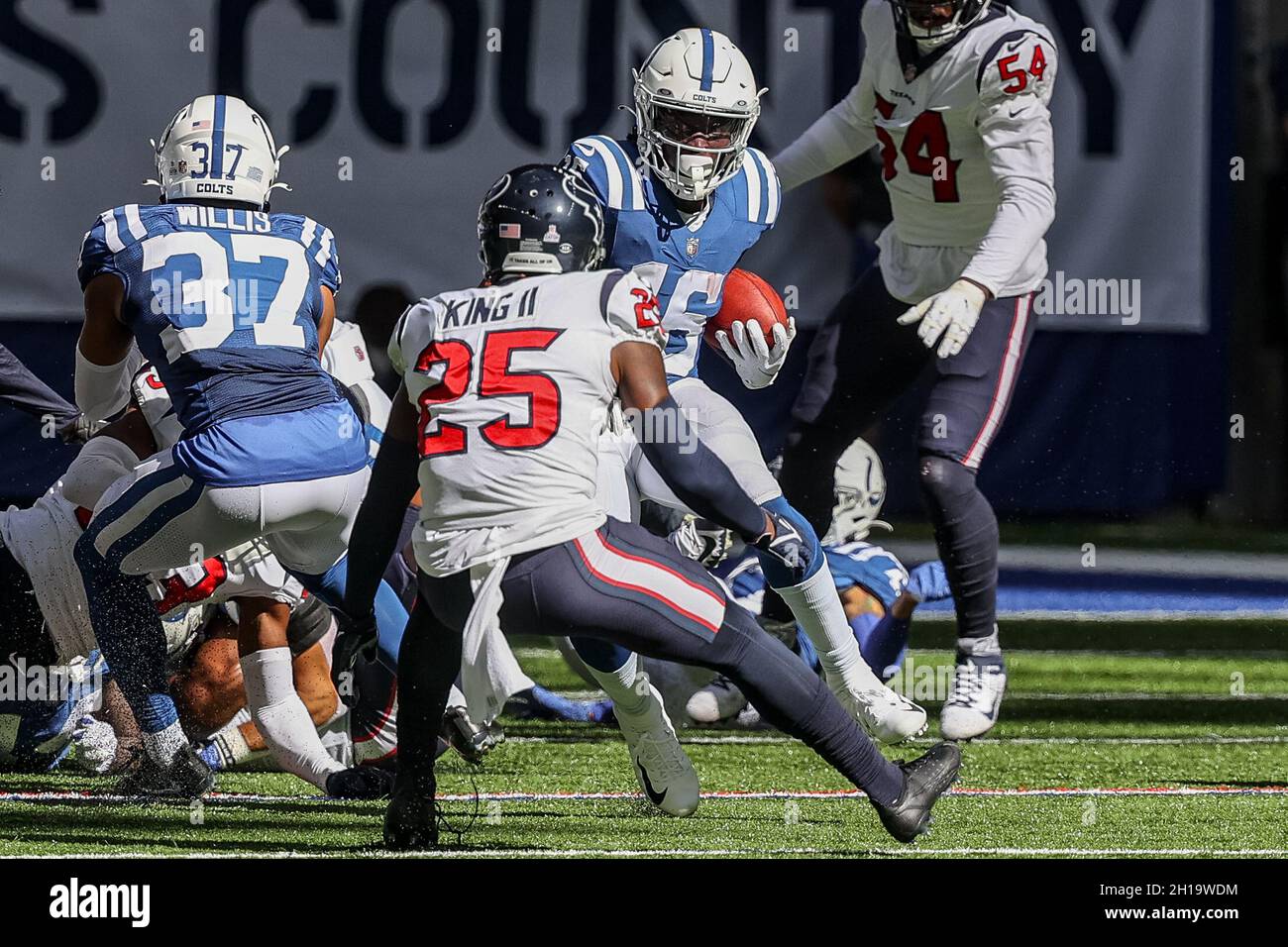 Ashton dulin hi-res stock photography and images - Alamy