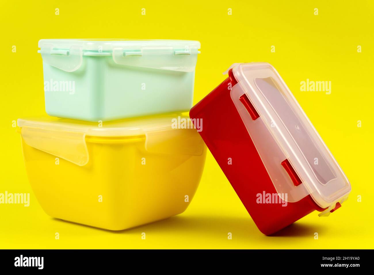 Plastic food containers sizes hi-res stock photography and images - Alamy
