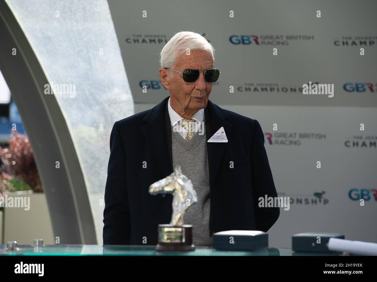 With Lester Piggott High Resolution Stock Photography and Images - Alamy
