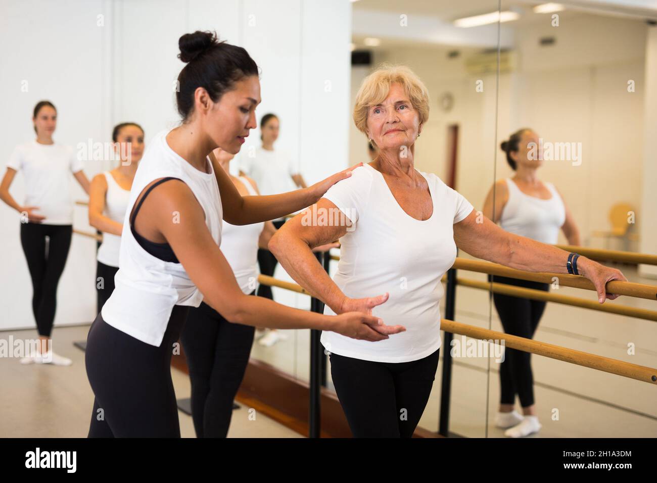 Russian ballet training hi-res stock photography and images - Alamy