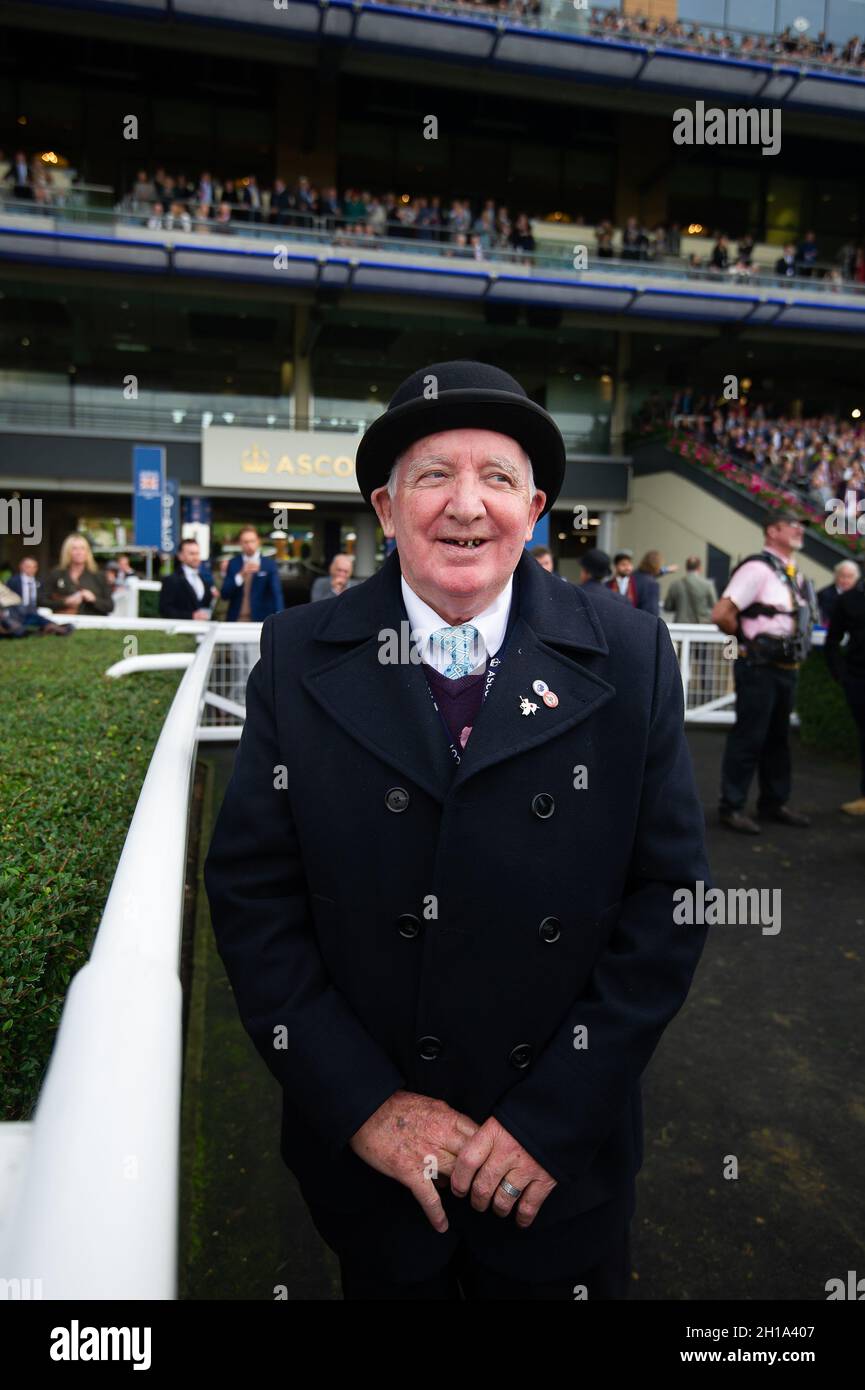 Ascot, Berkshire, UK. 16th October, 2021. Former jockey and steward at ...