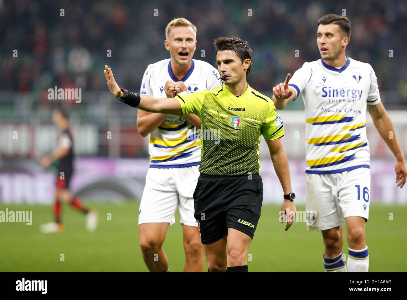 Referee alessandro prontera hi-res stock photography and images - Alamy