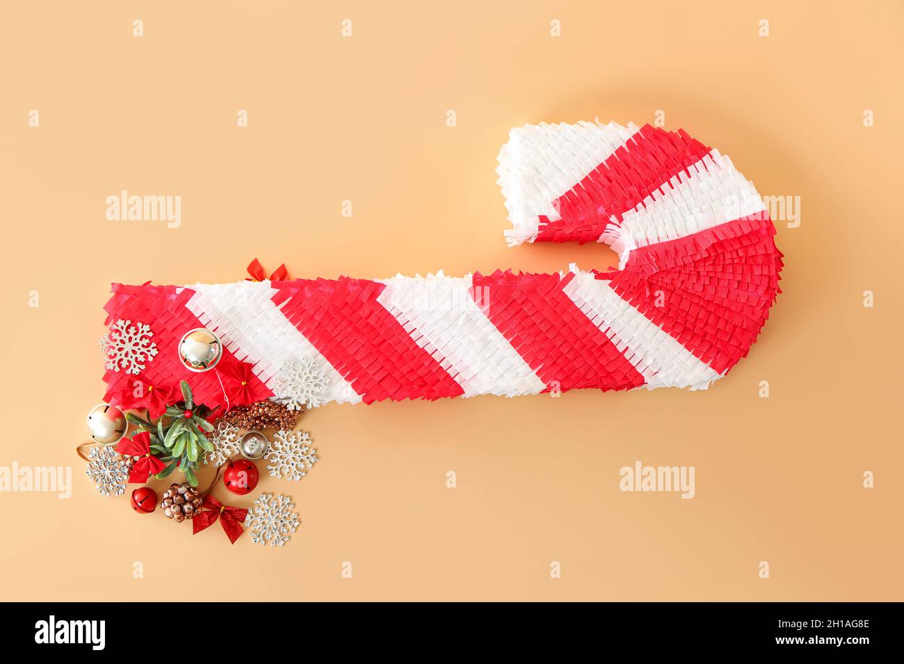 Child candy pinata hi-res stock photography and images - Alamy