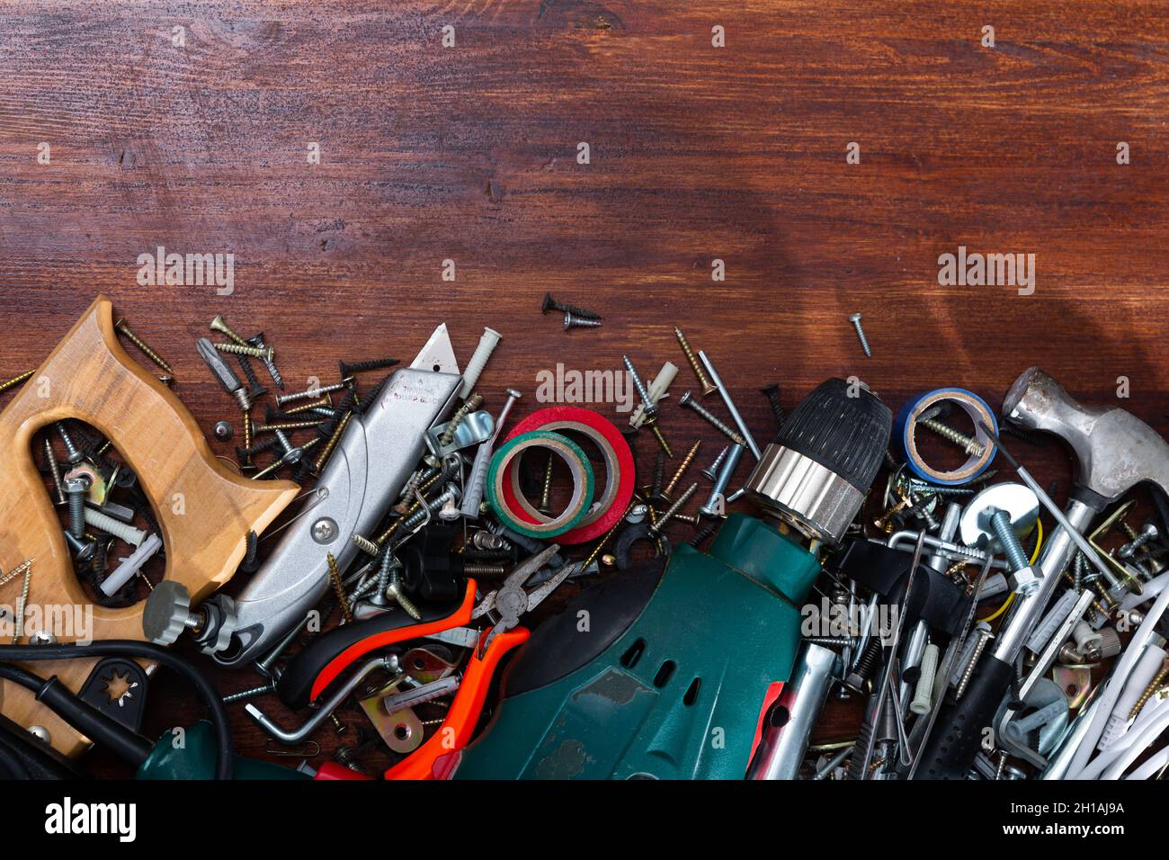 Various screws hi-res stock photography and images - Alamy