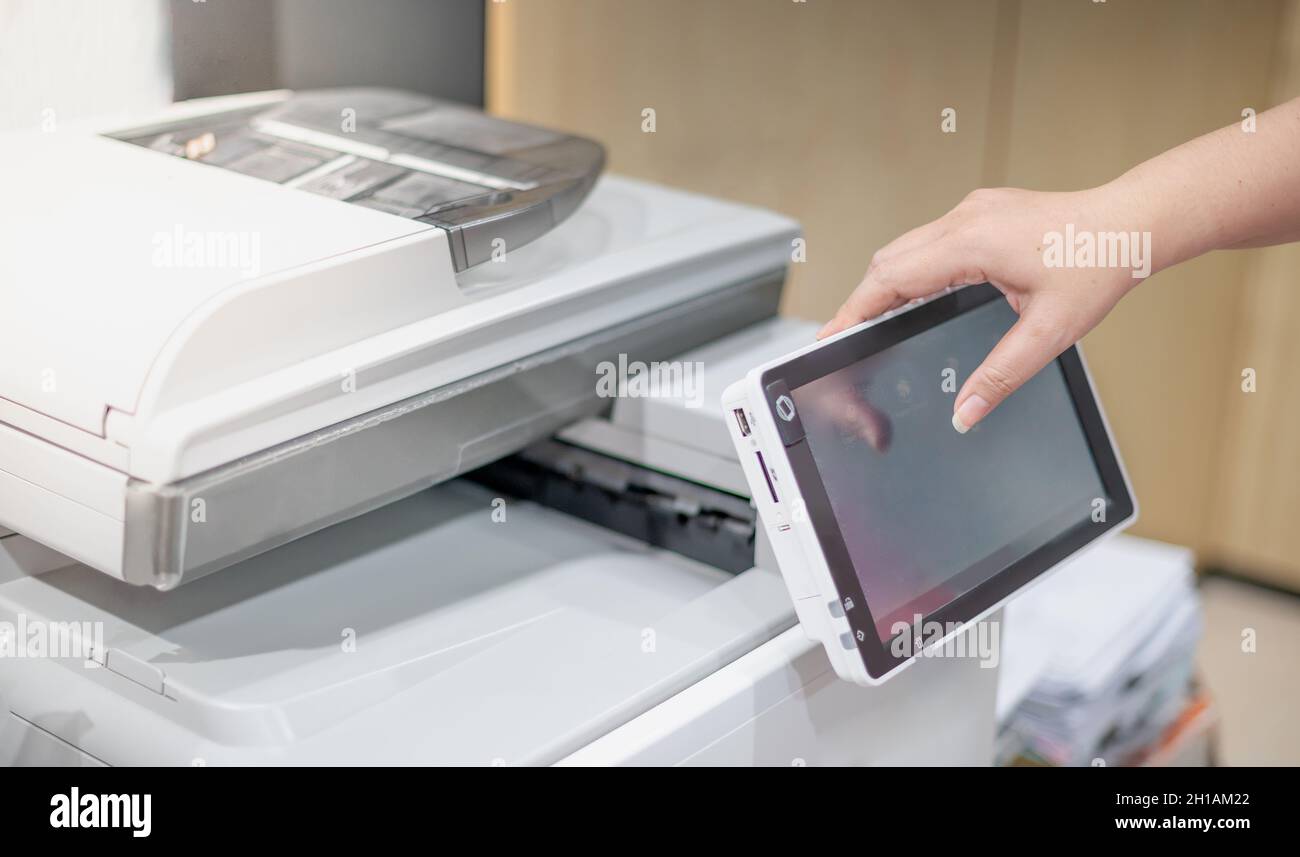 Woman photocopy machine hi-res stock photography and images - Alamy