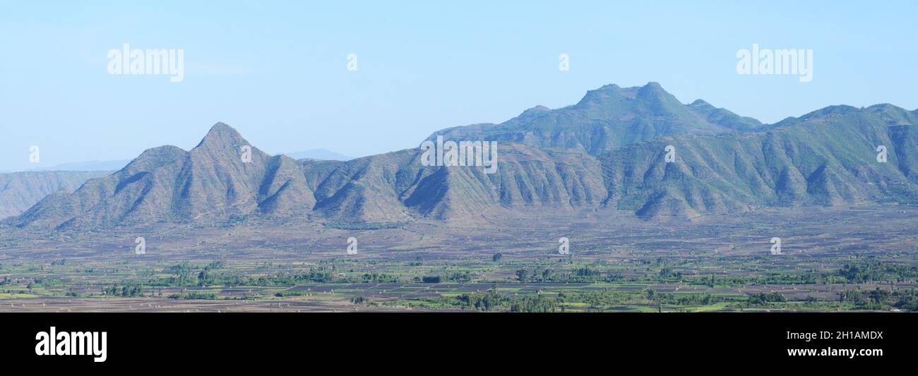 Picturesque landscapes along the road between Dessie and Weldiya in ...