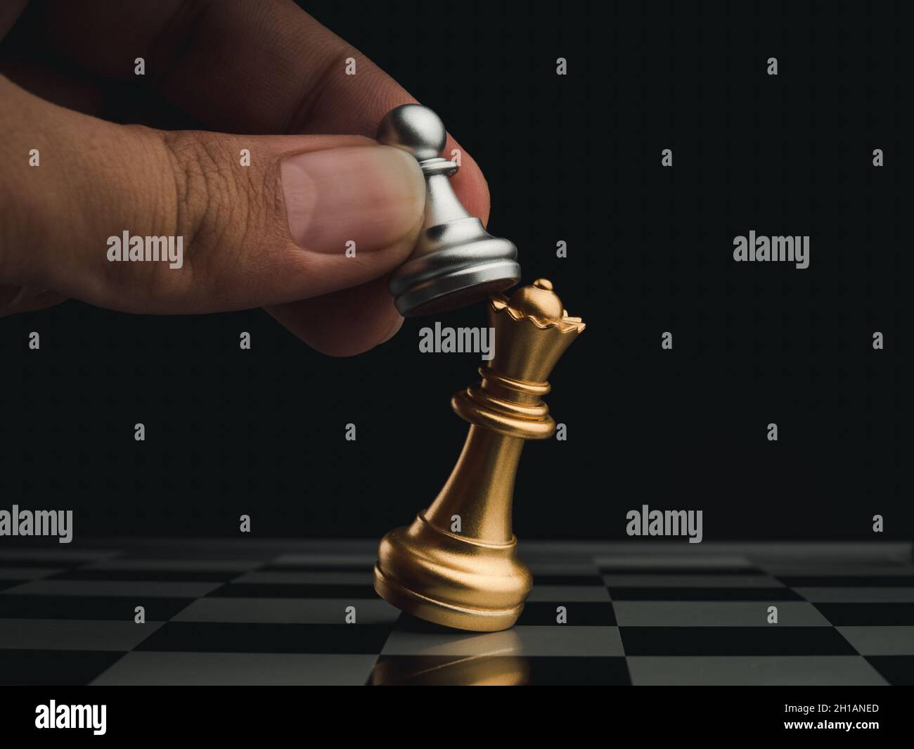 Hand moving pawn chess piece hi-res stock photography and images - Alamy