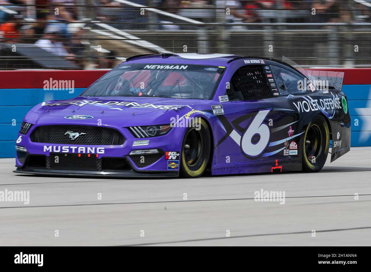 Driver ryan newman during nascar hi-res stock photography and images ...