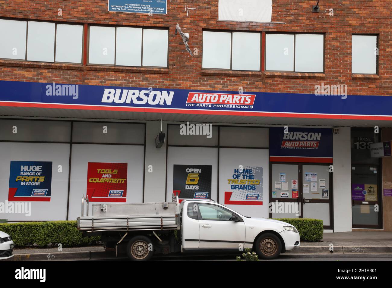 Burson auto parts hi-res stock photography and images - Alamy