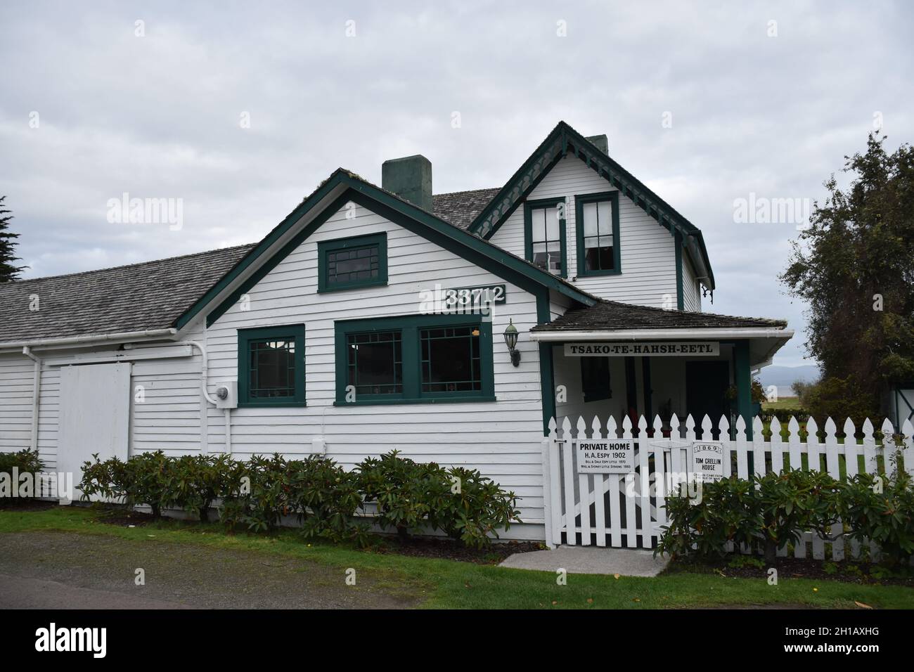 The Tom Crellin House in Oysterville on the Long Beach peninsula ...