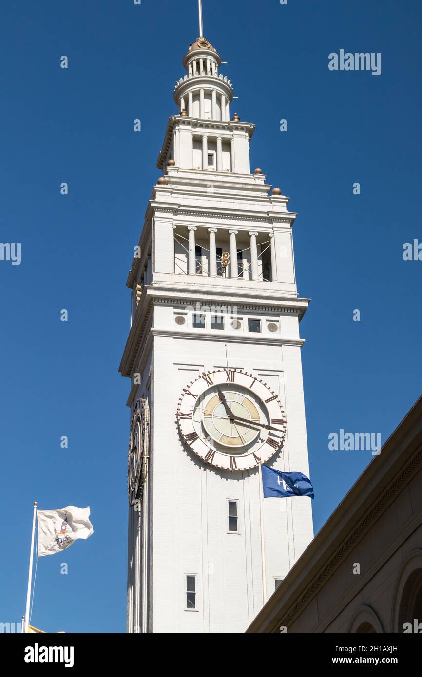 Clock tower port san francisco hi-res stock photography and images - Alamy