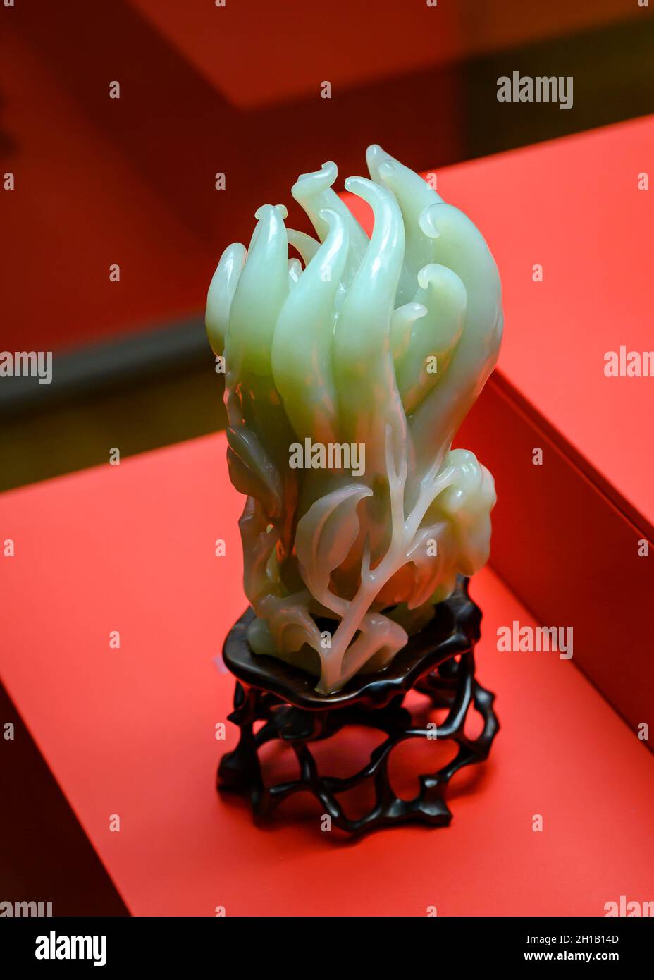 Antique chinese jade tree hi-res stock photography and images - Alamy