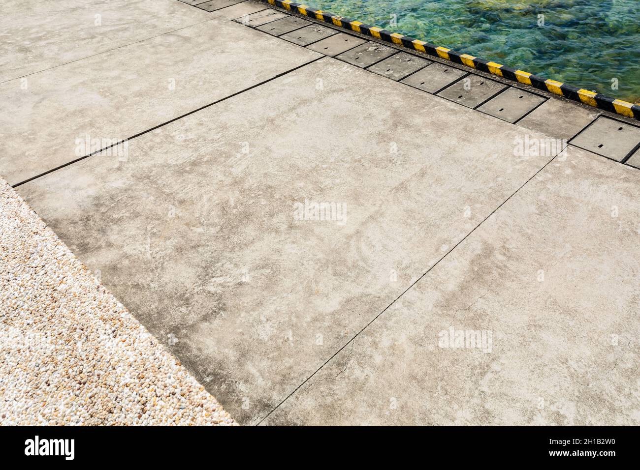 Square at beach hi-res stock photography and images - Alamy
