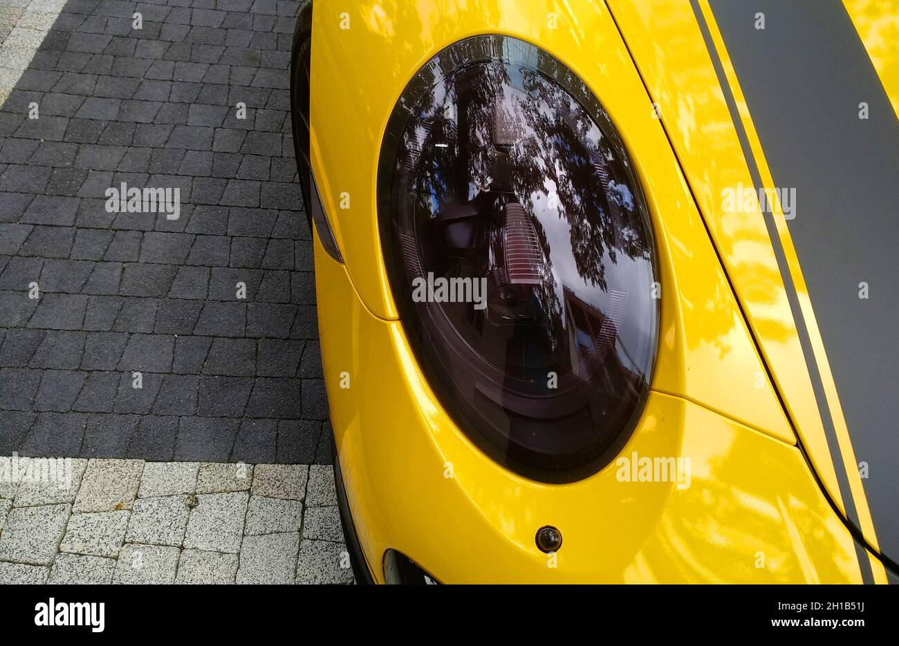Car fragment hi-res stock photography and images - Alamy