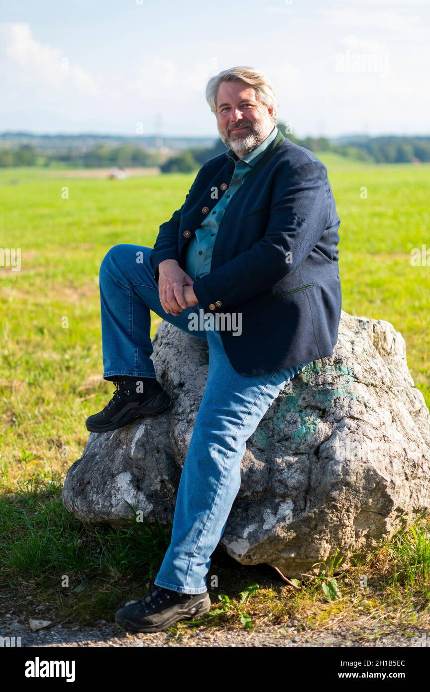 10 September 2021, Bavaria, Pöcking: Actor Dieter Fischer poses for a ...
