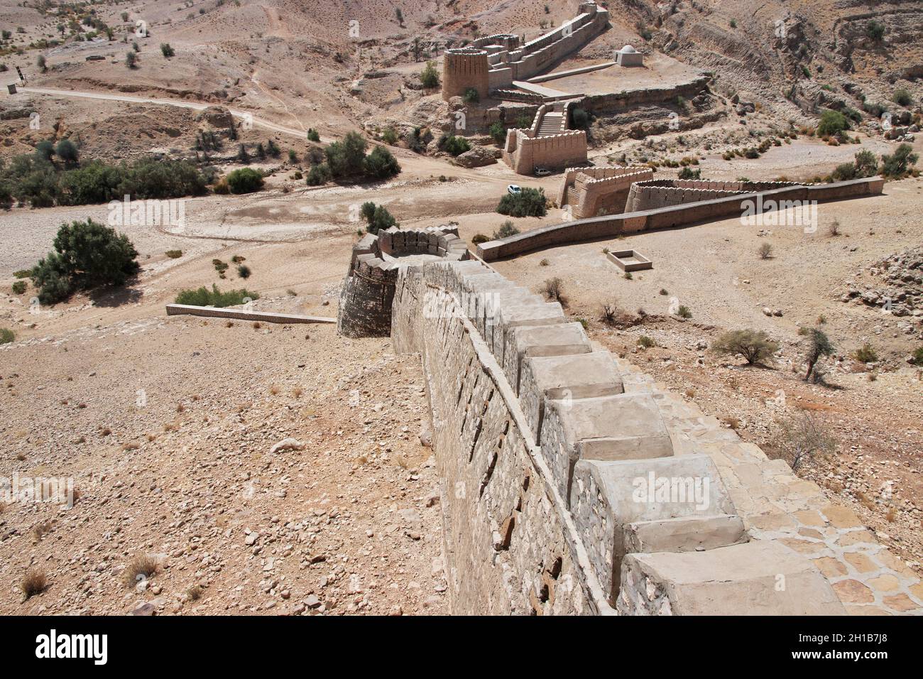 Ranikot Fort, Great Wall of Sindh, vinatge ruins in Pakistan Stock ...