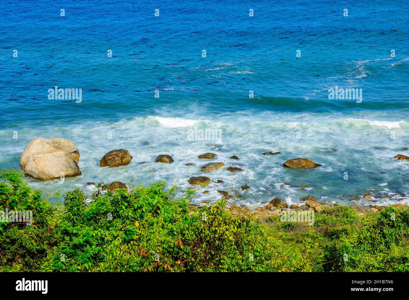 Beautiful natural blue sea hi-res stock photography and images - Alamy