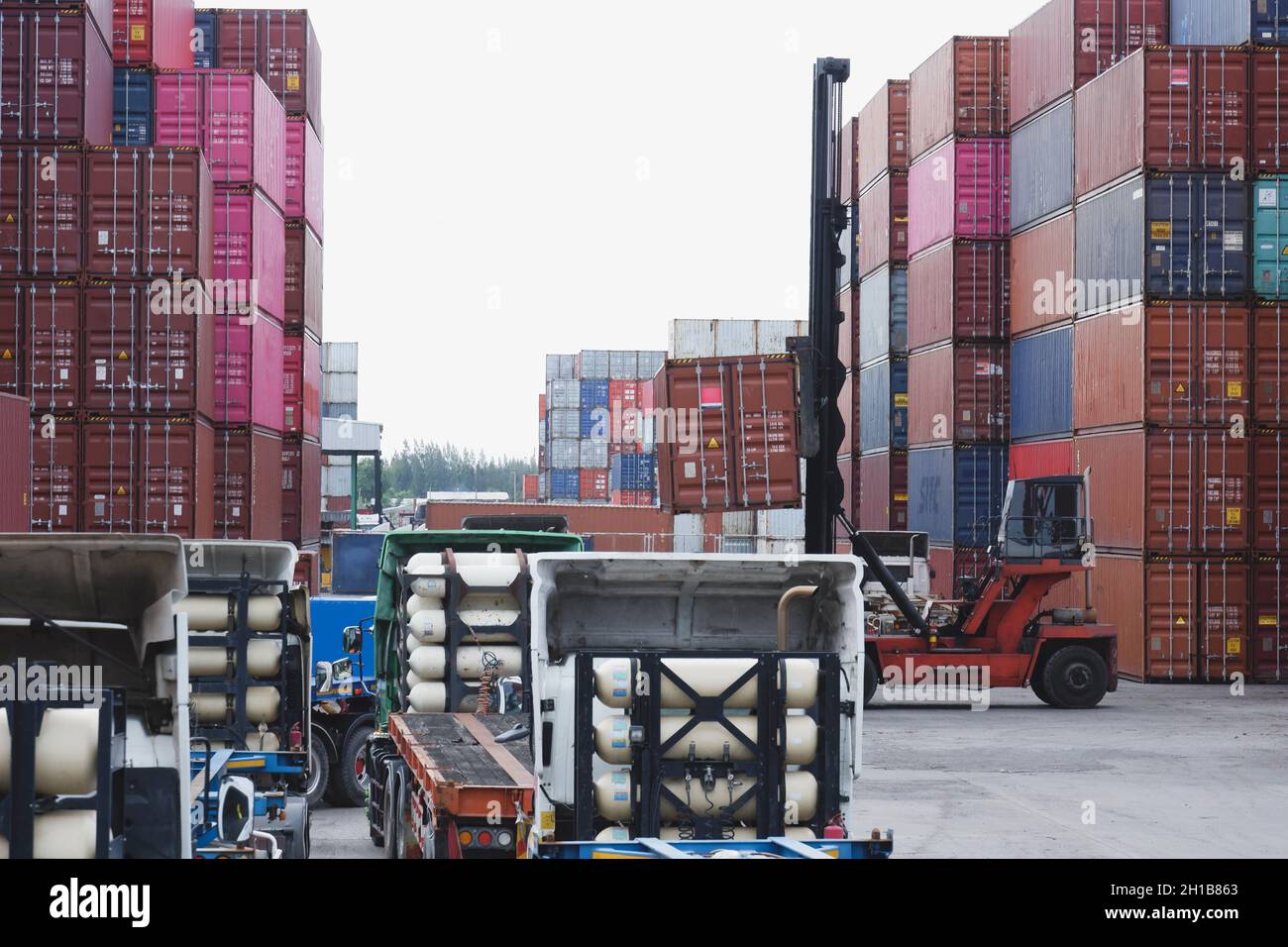 Control handling hi-res stock photography and images - Alamy