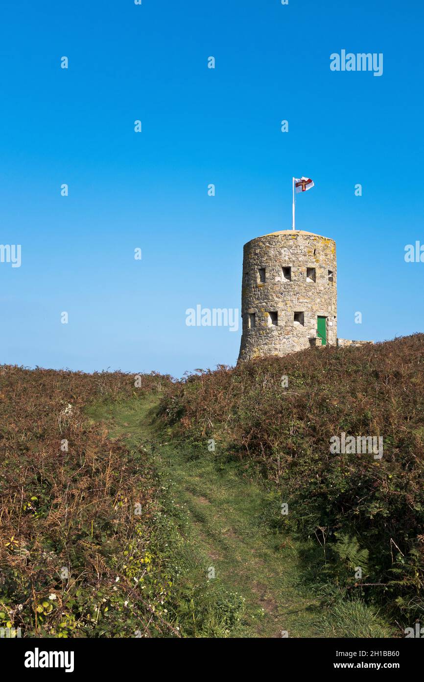 dh Loophole tower VALE GUERNSEY Napoleonic war defences Stock Photo - Alamy