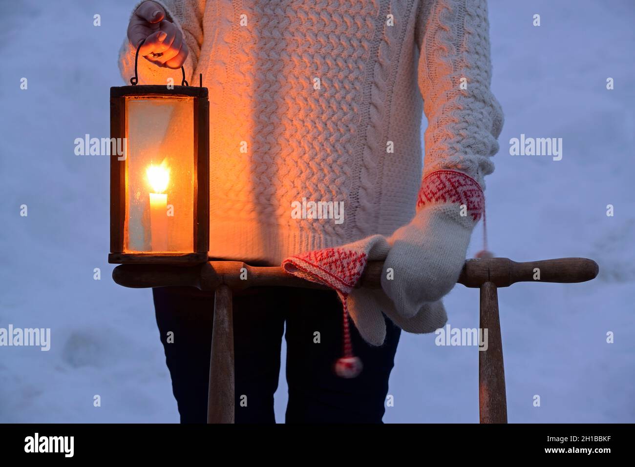 Hands holding lantern hi-res stock photography and images - Alamy