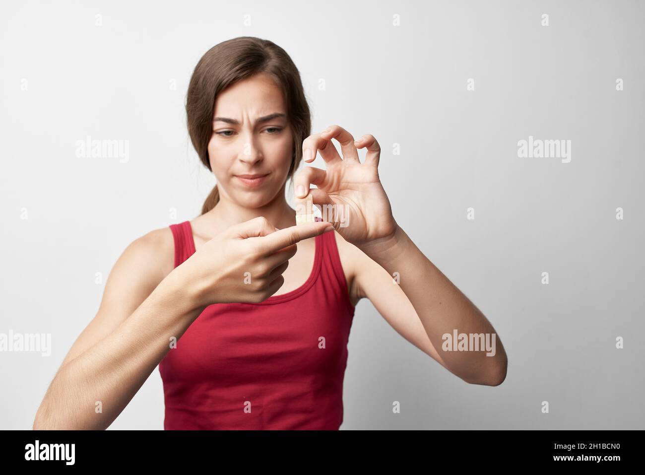 finger injury health problems medicine treatment Stock Photo - Alamy