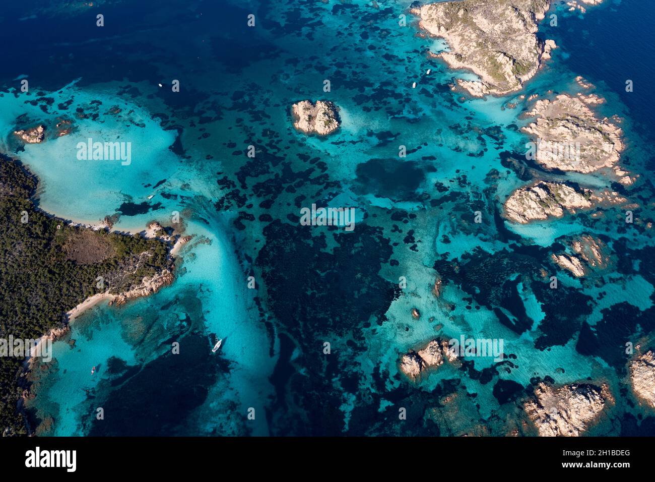 Palau islands from above hi-res stock photography and images - Alamy