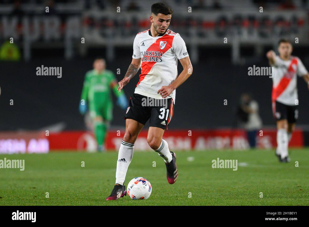 Santiago simon river plate hi-res stock photography and images - Alamy