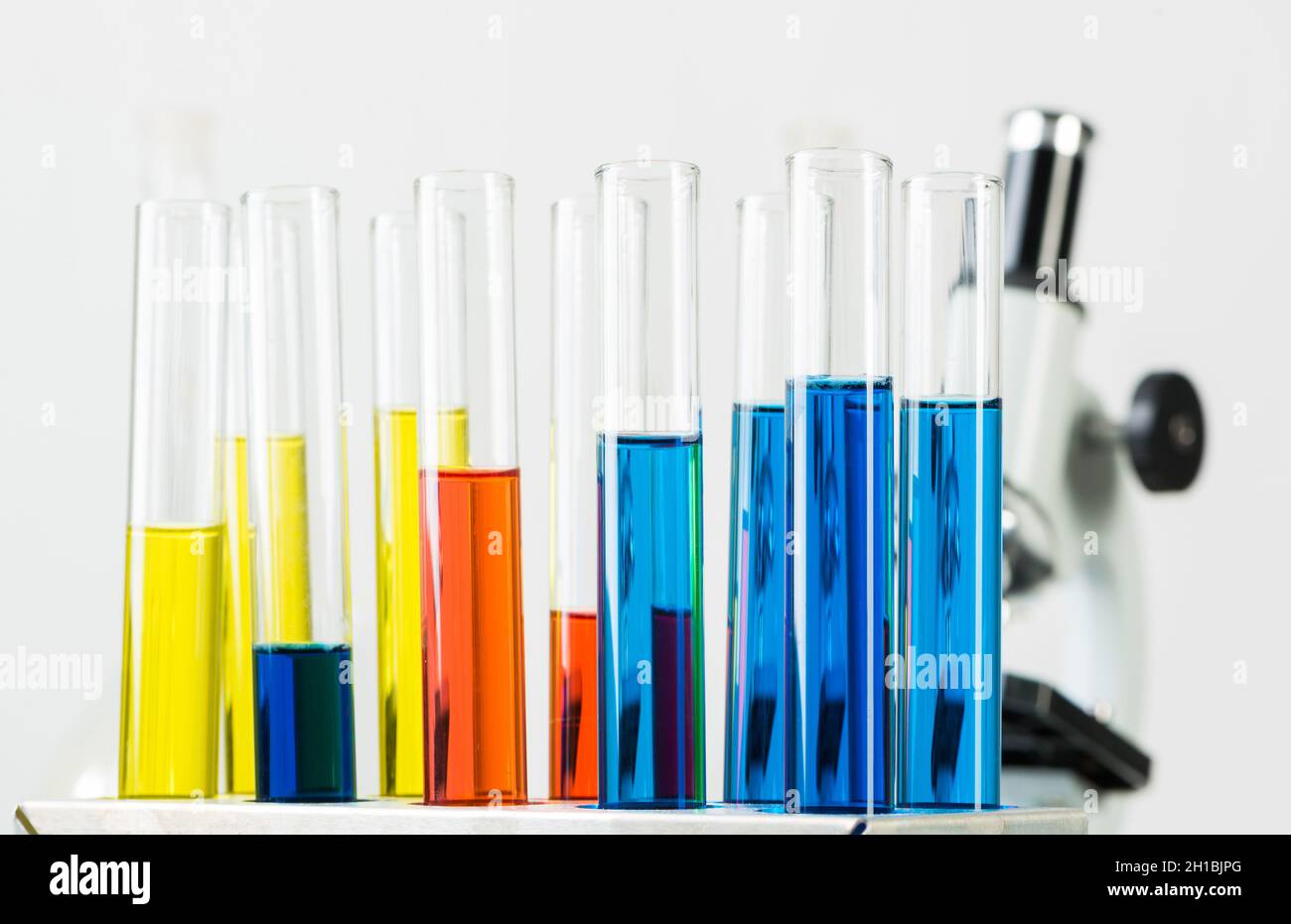 Catalyst experiment hi-res stock photography and images - Alamy