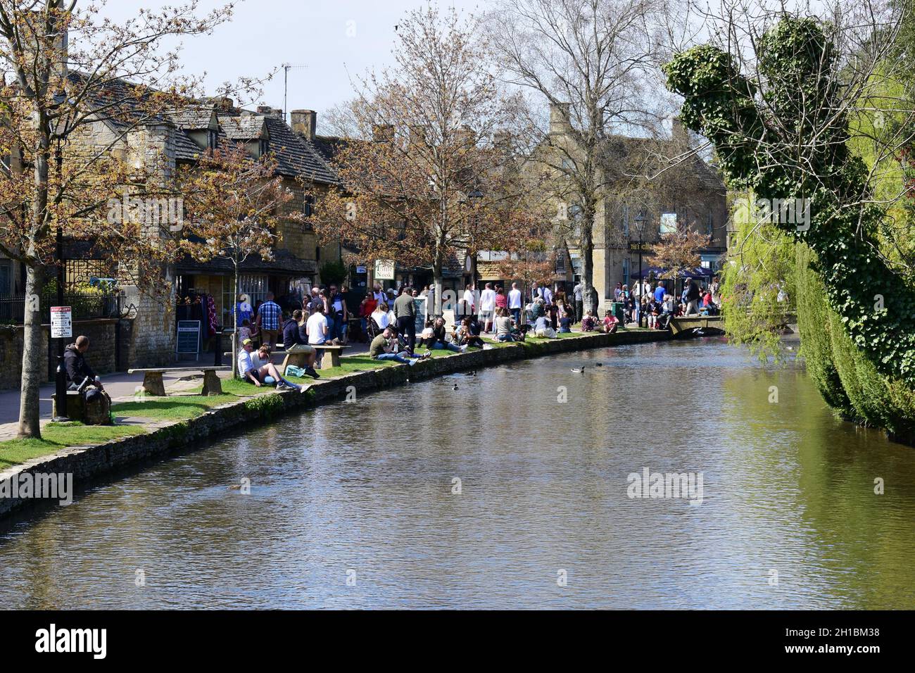A pretty view of the river Windrush as it winds it's way through the ...