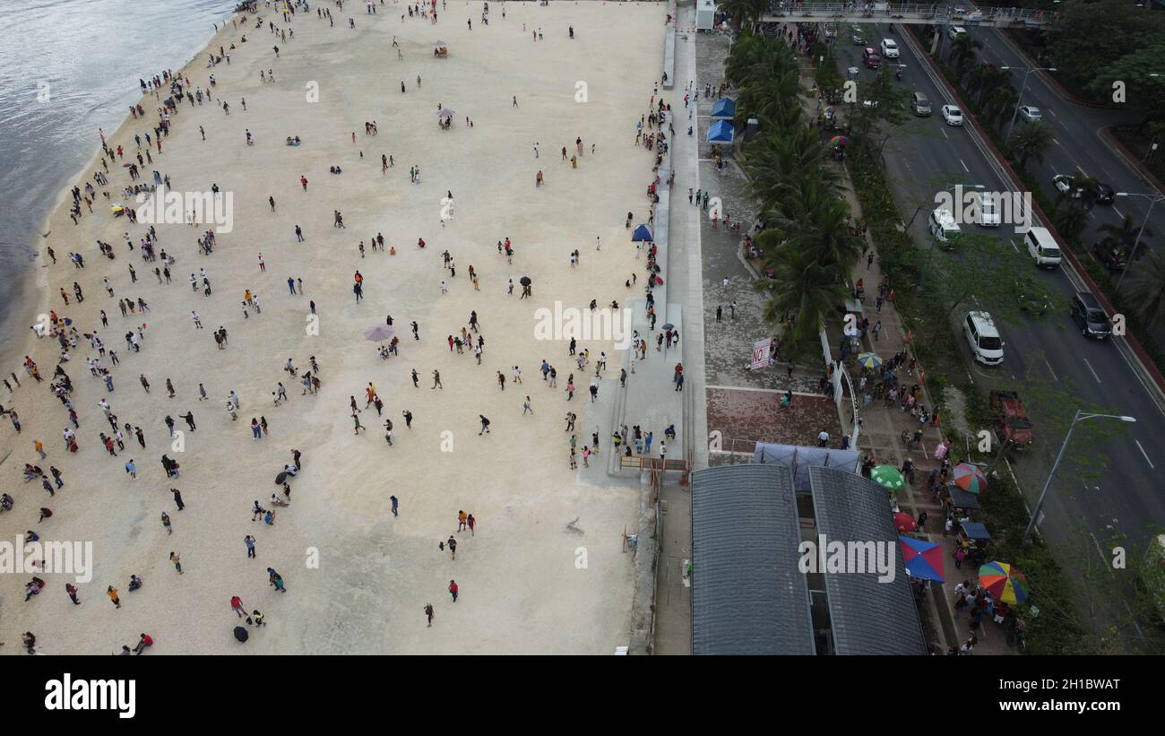 Manila bay dolomites beach hi-res stock photography and images - Alamy