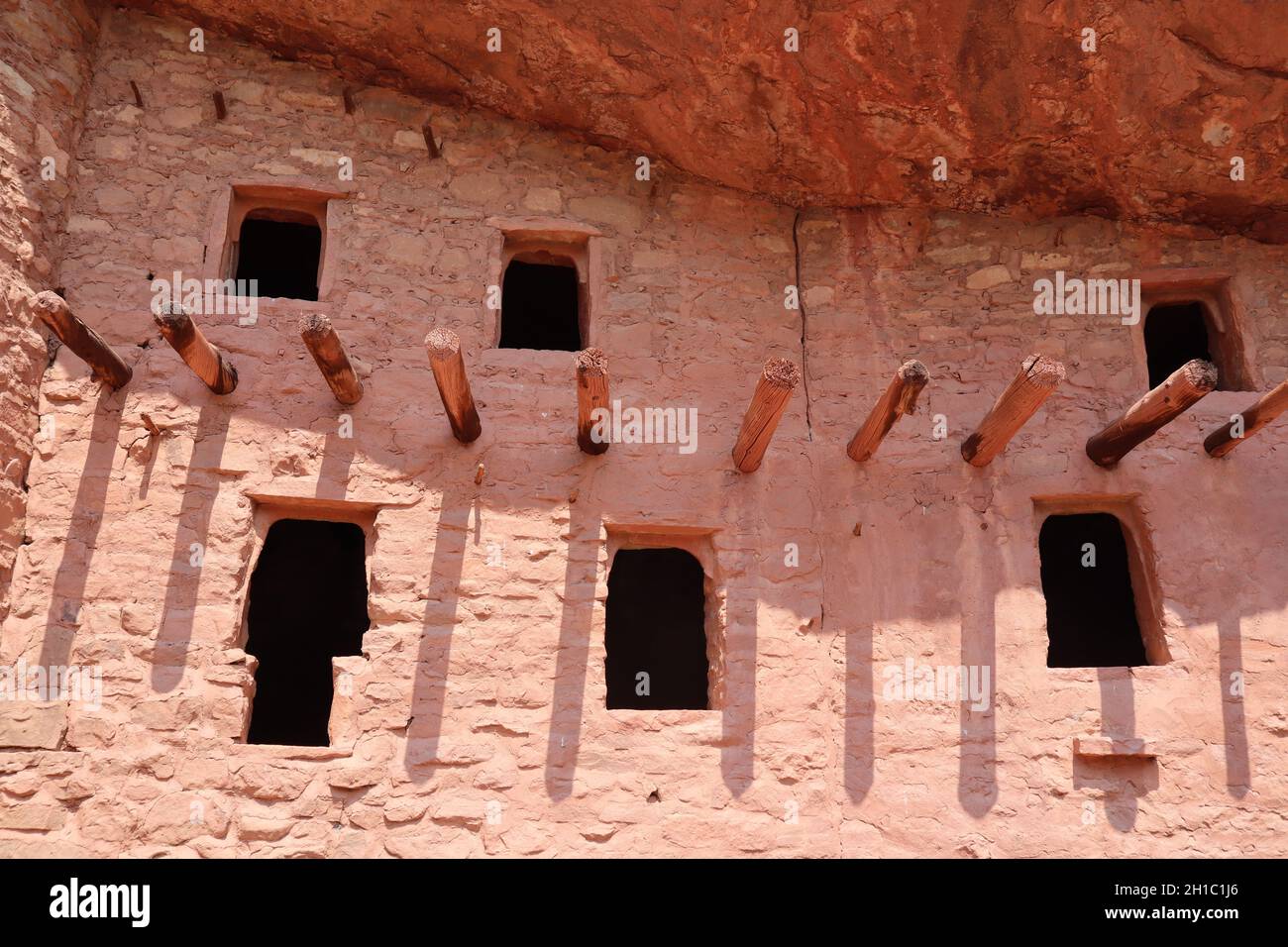 Manitou Cliff Dwellings ruins among red rocks in Utah Stock Photo - Alamy