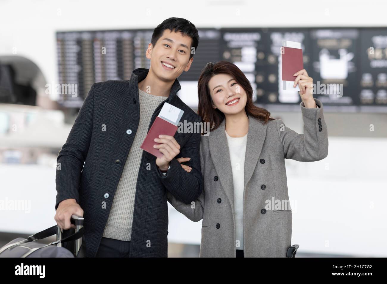Couple airplane ticket hi-res stock photography and images - Alamy